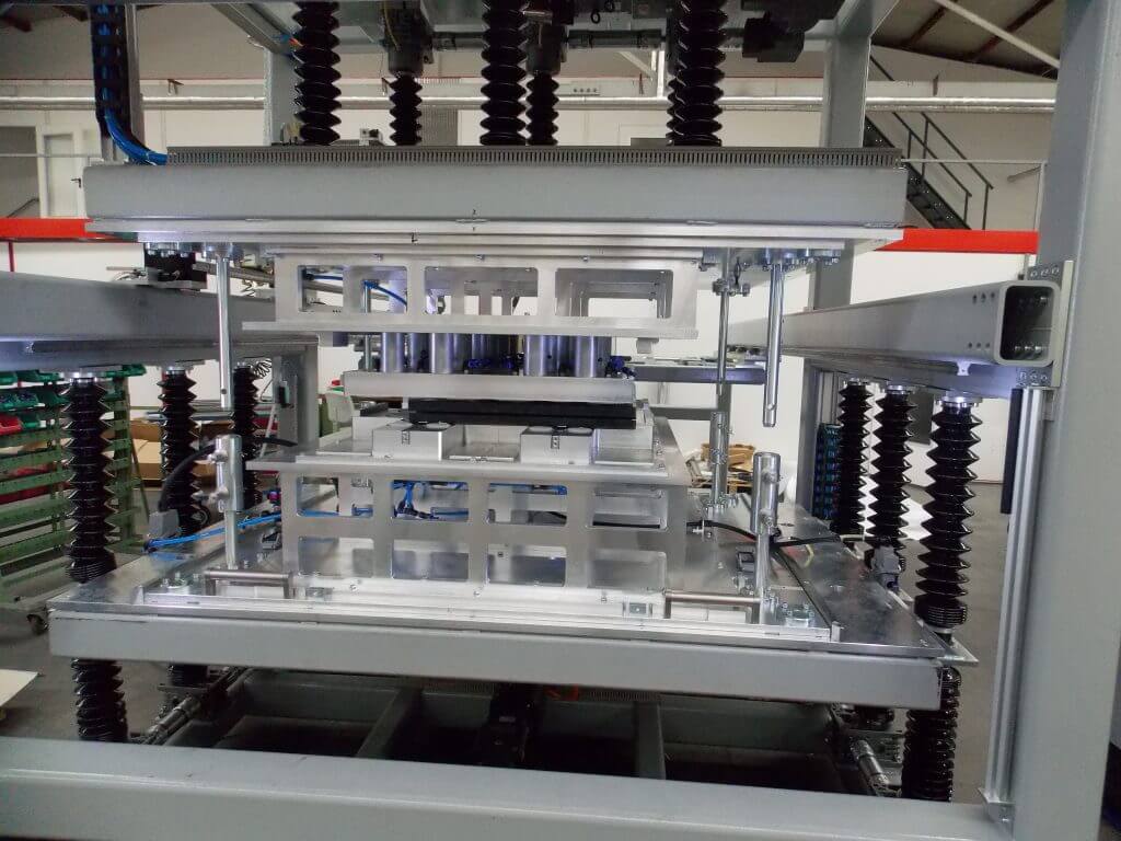 Surface welding machine Pallet panels Plastic welding machine Welding ...